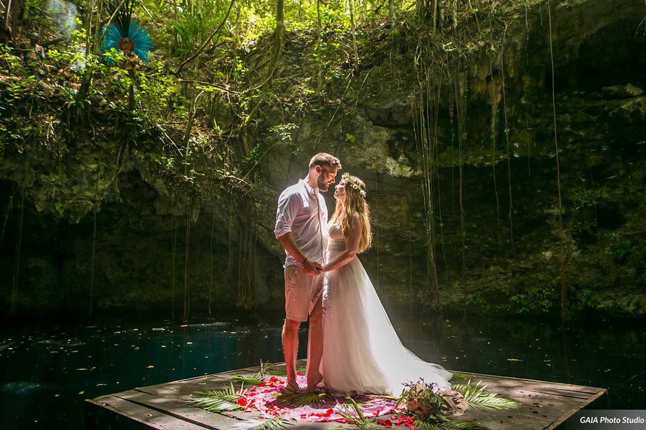 Cenote wedding 60 photos - Astyledwedding.com